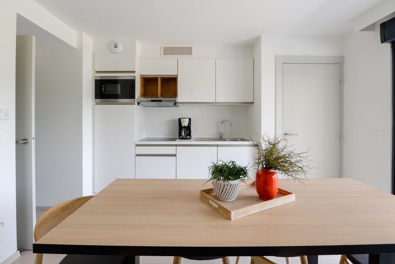 Evancy Vence - Les Jardins d'Azur (ex Holiday Suites) - Evancy.be