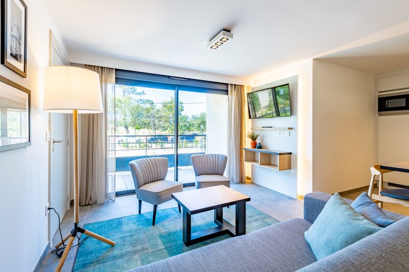 Evancy Vence - Les Jardins d'Azur (ex Holiday Suites) - Evancy.be