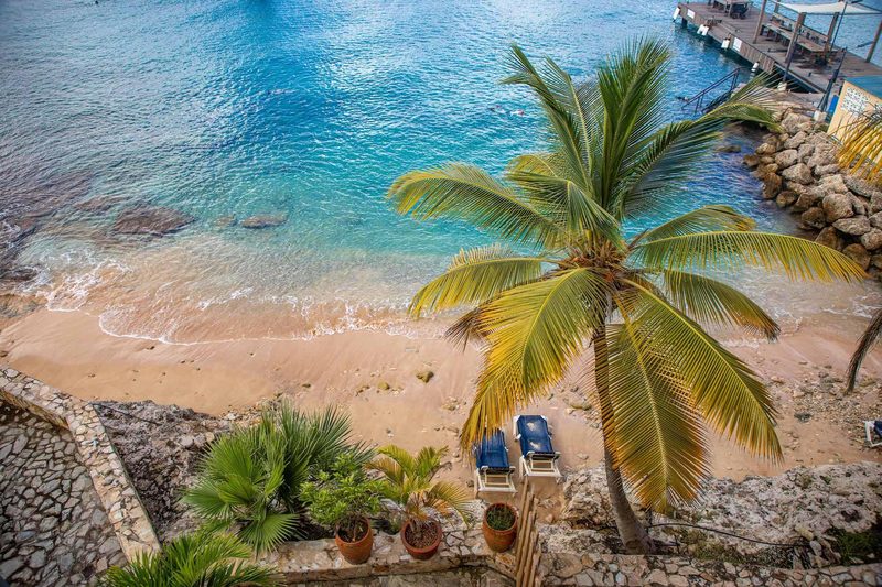 Den Laman | Sunrentals Bonaire